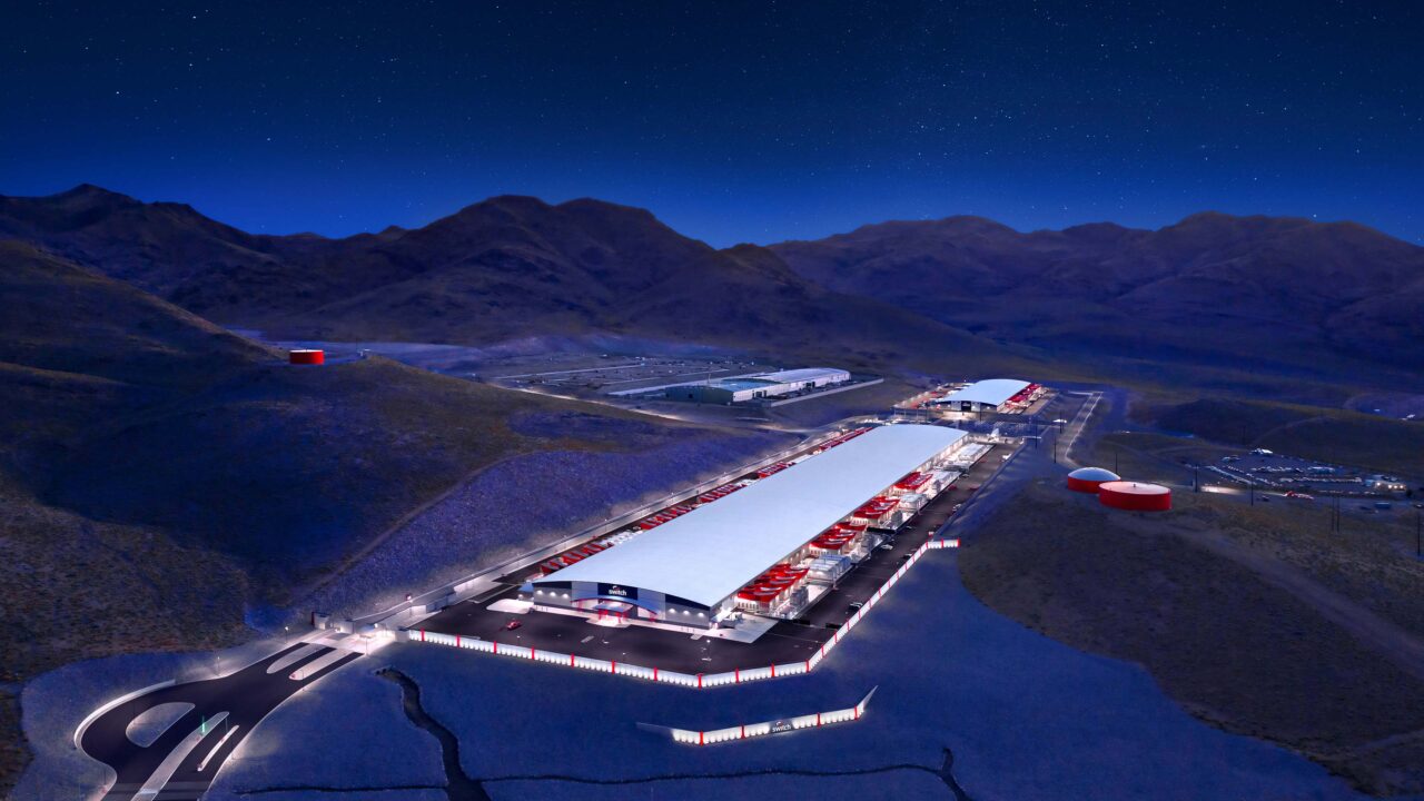 Switch Completes $1.7 Billion in ABS Financing