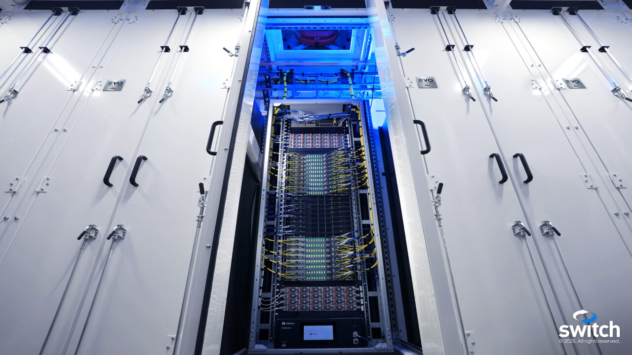 CoreWeave Deploys “World’s First” NVIDIA GB300 NVL72 in Switch’s AI ...